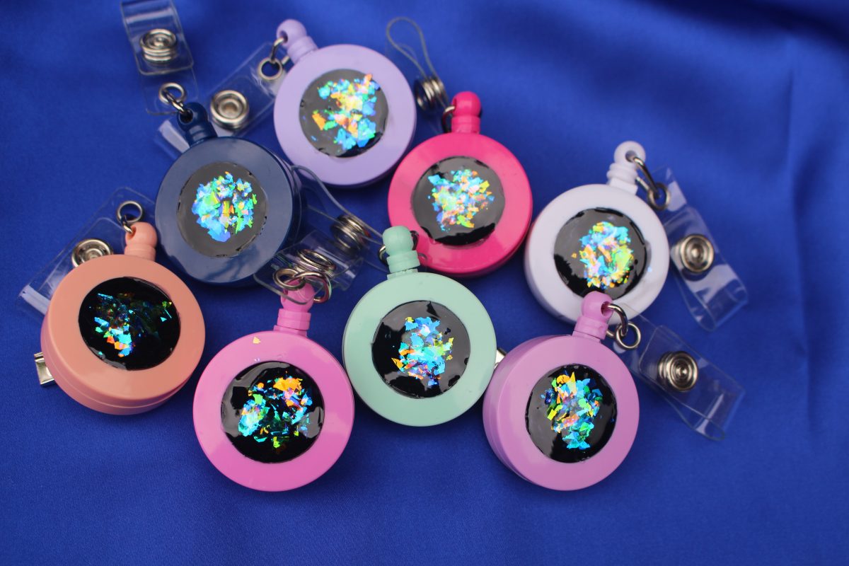 SHUNGITE RETRACTABLE CARABINER Badge Reels with Horizontal Half Card ...
